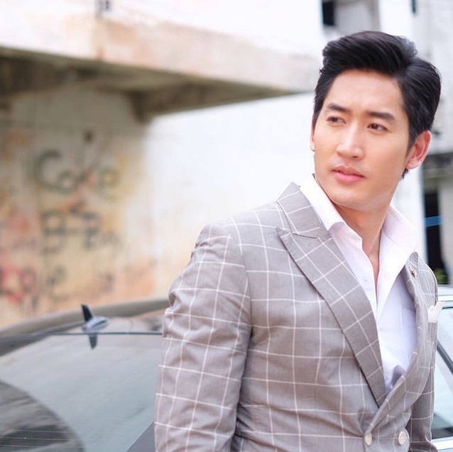 หนุ่มเลือดร้อน ต้องสยบเมื่อพบธรรม ไนกี้ นิธิดล ป้อมสุวรรณ